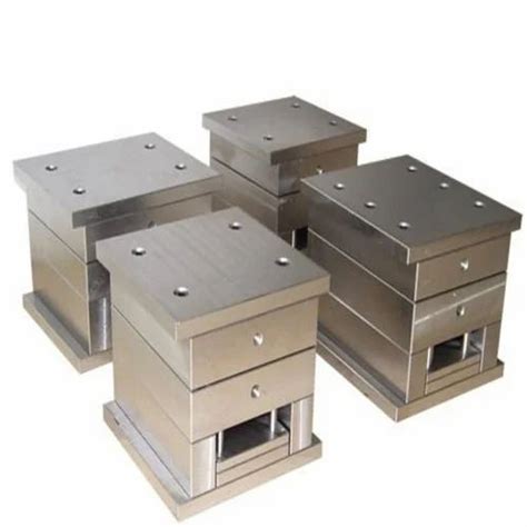 35hrc Plastic Mould Base At ₹ 21000piece प्लास्टिक सांचे का बेस In