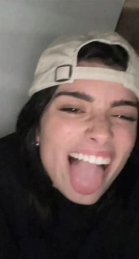 Dixie Damilio Scrolller