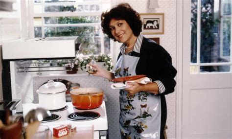 The Oxo Dad A Man Cooking On Tv Whatever Next Advertising The Guardian