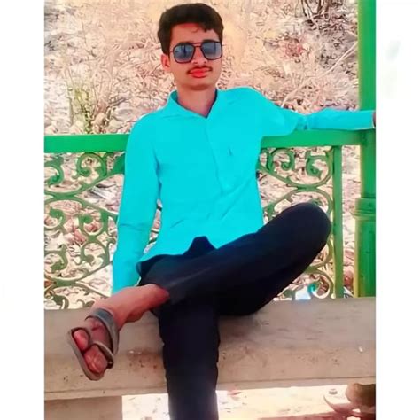 Gadhavi 001 Hardevgadhavi • Threads Say More