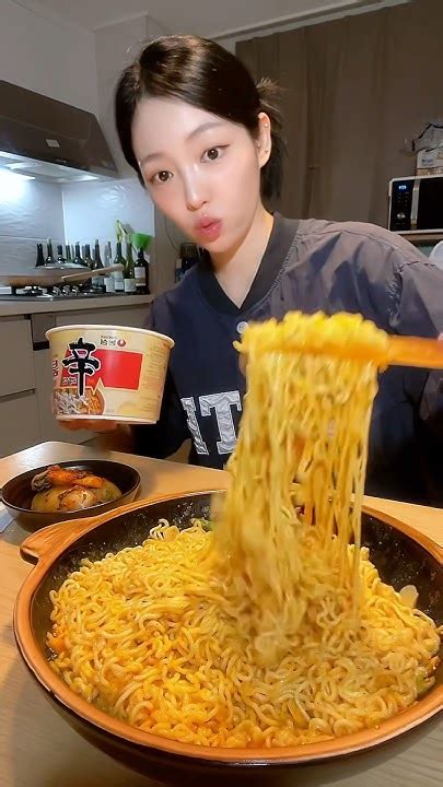 신메뉴 신라면 툼바 먹방 Mukbang Youtube