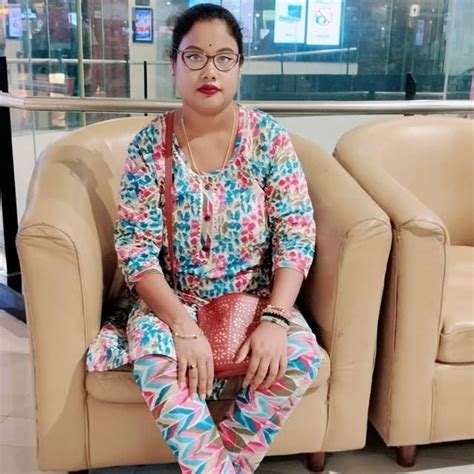 Susmita Singha Susmita Singha96199 • Threads Say More