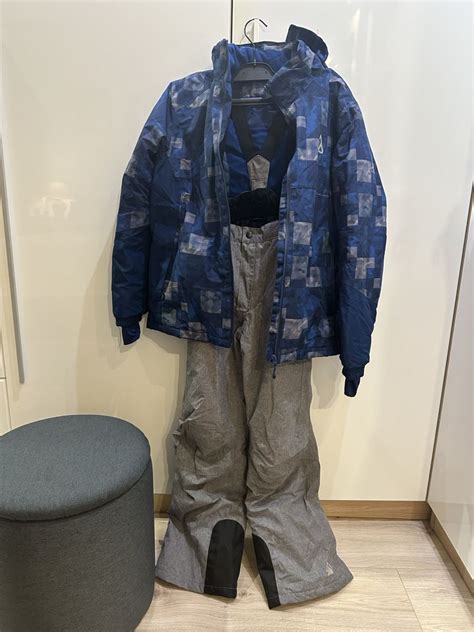 Детски ски екип гр Бургас Възраждане • Olxbg