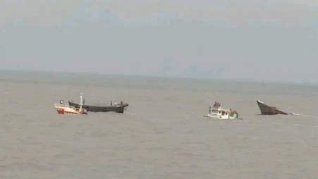 5 Fishing Trawlers Sink In Sea One Fisherman Missing The Business