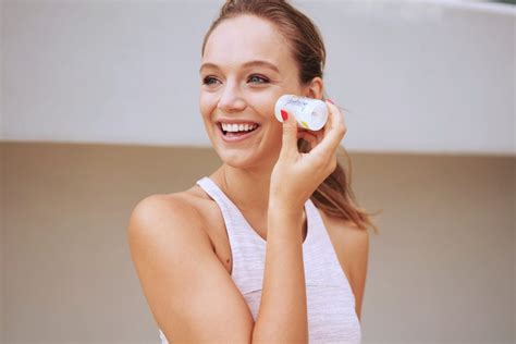 Perbezaan Sunscreen SPF 30 Dan 50 Serta Fungsinya Untuk Kulit