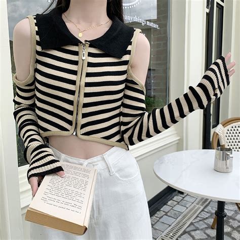 Cm เสื้อครอปกันหนาว แขนยาว เปิดไหล่ คอโปโล ผ้าถัก ลายทาง มีซิป สําหรับผู้หญิง Cmshopth Thaipick