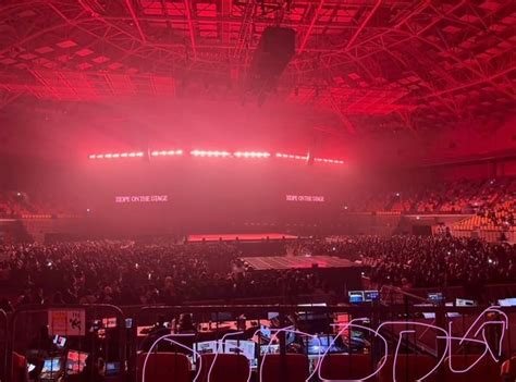 Bts Community Post Omg There Are 6 Empty Seats On The Crowd You Are Thinking What Im Thinking👀