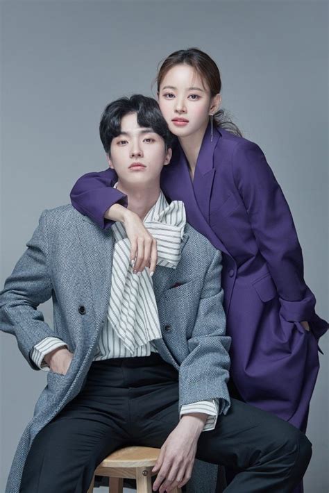 Pin By Jk Nothing At All On Art Couple Photography Poses Couples