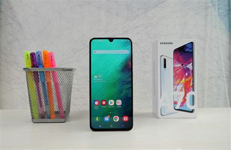 Mengulas Kelebihan Samsung Galaxy A70 Dengan Triple Kamera - Misteruddin