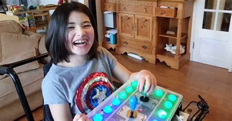 Dad Surprises Disabled Daughter With Adapted Nintendo Controller And Her Reaction Is So Sweet
