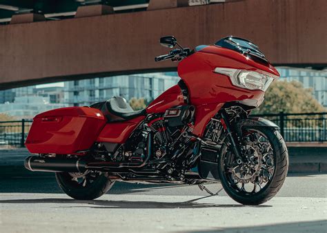 2025 Cvo Road Glide St Motorcycle Harley Davidson Uk