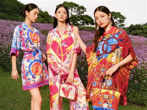 有关爱情，都藏在ar爱的任意门里 数英