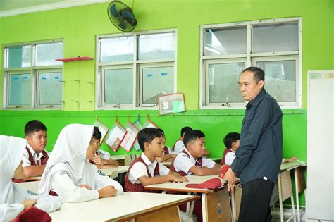 Pelajar Di Cimahi Dilarang Bawa Ponsel Ke Sekolah
