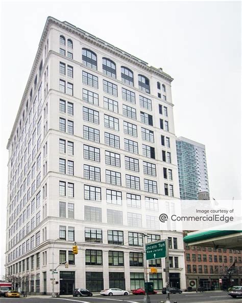 475 10th Ave New York Owner Information Sales Taxes