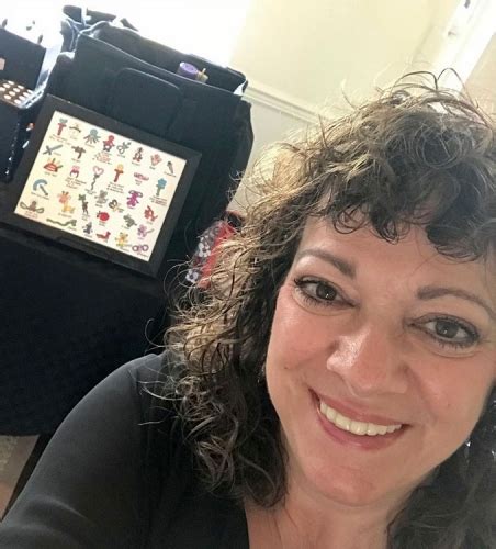 Joann P Fishkill Balloon Sculptors In New York