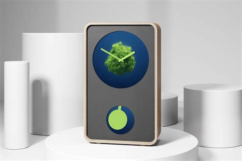 Analog Clock With Design