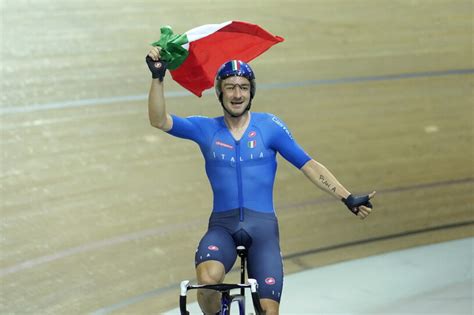 Elia Viviani Ha Spostato Un Po Più In Là Il Confine Del Nostro Stupore Il Foglio