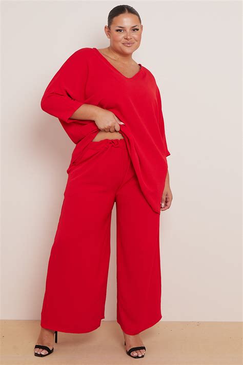 Plus Size Red 2 Piece Co Ord Set With Mid Length Top And Wide Leg
