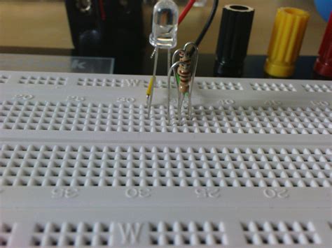 Breadboard Basics For Absolute Beginners 10 Steps With Pictures Instructables