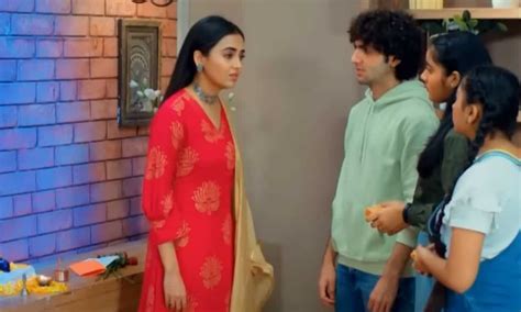 Naagin 6 Promo Shocking Prathna Loses Her Memory Gets Separated From Pratha Again