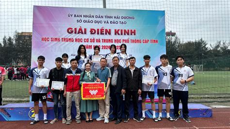 Thpt Gia Lộc Thpt Gia Lộc Added A New Photo