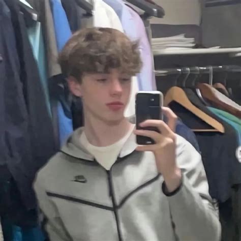 Chat With Noah Risling Text Or Voice Enjoy Ai Chat Free And Safe