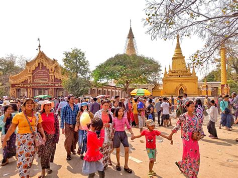 ပုသိမ်ကြီးမြို့နယ် ရွှေစာရံကျေးရွာရှိ သမိုင်းဝင် သစ္စာအဓိဋ္ဌာန်ရွှေစာရံ