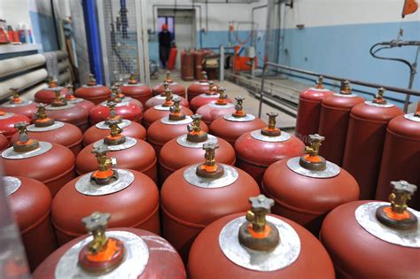 - Где купить сжиженный углеводородный газ в баллонах?