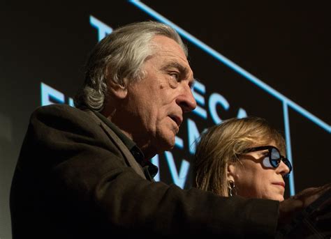 12m Awarded To Ex Assistant In De Niro Discrimination Trial Light Wave