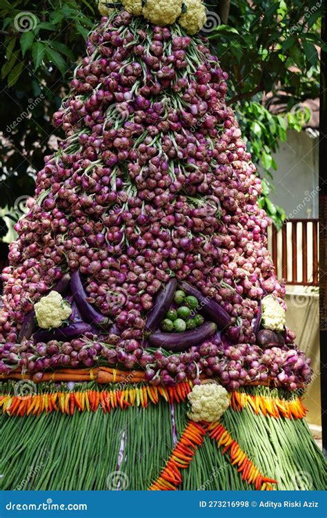 Tumpeng Sayur Dan Buah On Traditional Ritual Stock Photo Image Of Fruit Indonesian