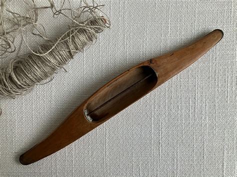 Vintage Wooden Weaving Shuttle Textile Boat Shuttles Primitive Decor