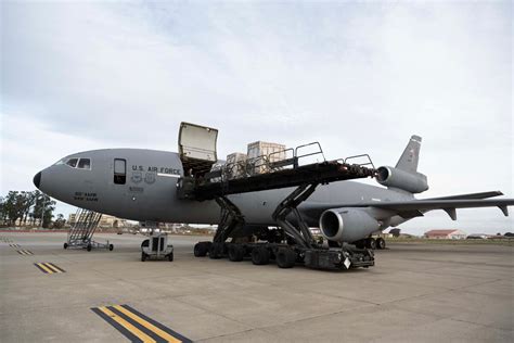 Kc 10 Extender Fuels Way To Pacific Travis Air Force Base Display