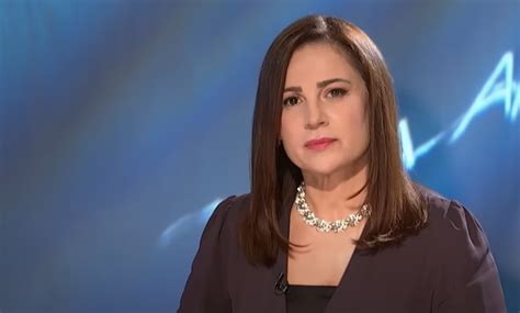 Βίκυ Φλέσσα Έγινε γιαγιά