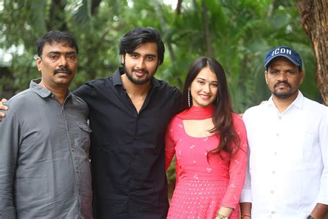 రెబల్ స్టార్ కృష్ణంరాజు ఇకలేరు సంతాపం వ్యక్తం చేస్తున్న ప్రముఖులు