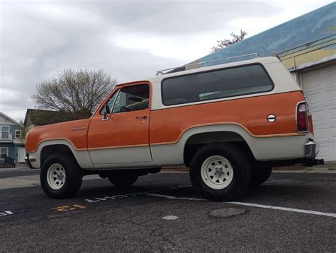 Bf Auction 1974 Dodge Ramcharger Half Door Barn Finds