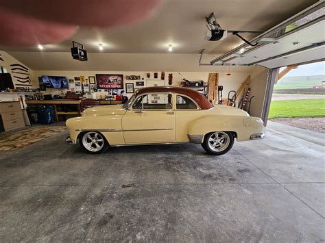 Chevrolet 1951 Facebook