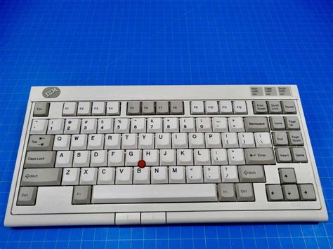 1997 Ibm Model M4 1 Keyboard With Trackpoint 84h8470 30 May 1997 And External Numpad 84h8537