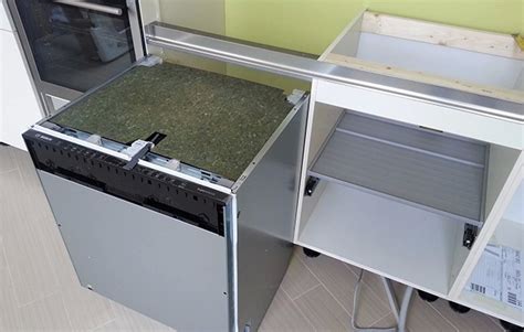 Установка посудомоечной машины Bosch подключение фасада встраиваемой самостоятельно в кухню