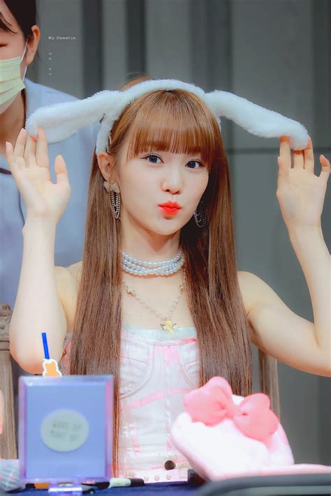 My Sweetie On Twitter 220701 나의연인 Wooah 우아 Nana 나나 권나연 Wooahnv