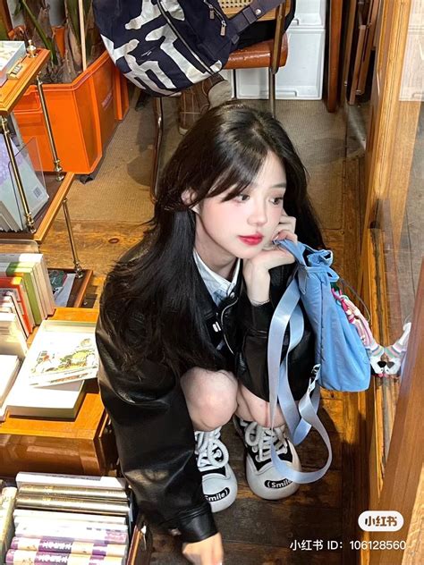 Pin De 사발면 En 여자 Ropa Fotografía Cosas Para Comprar