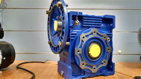 Worm Drive Gearbox Nmrv050 1001 Ratio B5 Flange 14mm