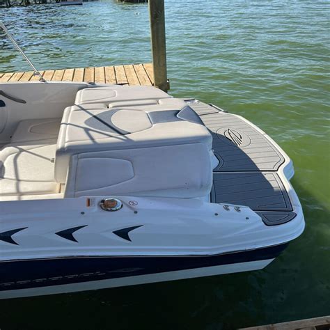 2000 Chaparral 240 Signature Swim Platform Cockpit Boat Eva Teak Deck