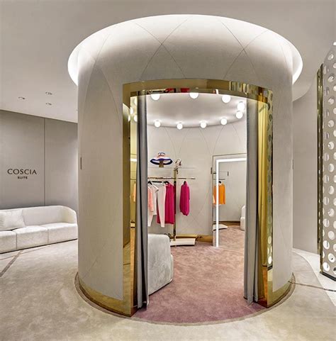 Fitting Room Clothing Store At Ryan Cushman Blog