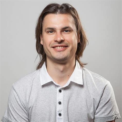 Oleksandr Masliuchenko Medium