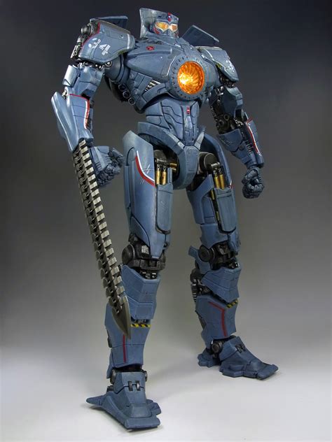 Neca 18 Inch Gipsy Danger In Hand Images Tokunation