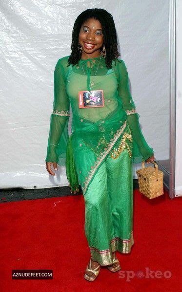 Giovonnie Samuels Feet Aznudefeet