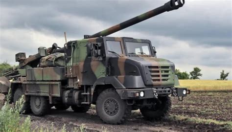 Французская Nexter планирует выпускать по 12 САУ Caesar в месяц