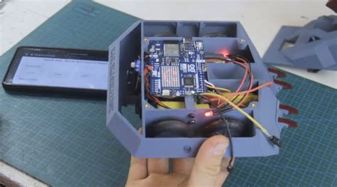 replicating two of history s most iconic battlebots with the arduino