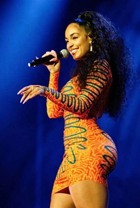 Jorja Smith Scrolller