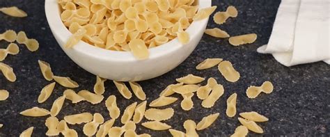 Corbata Share The Pasta